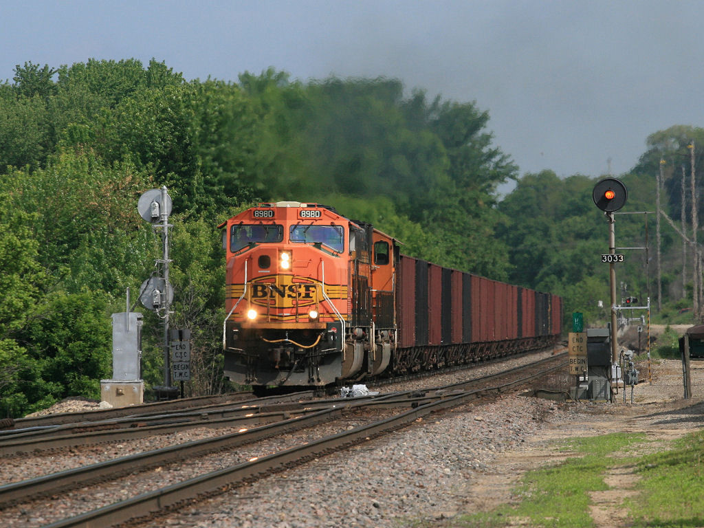 BNSF 8980